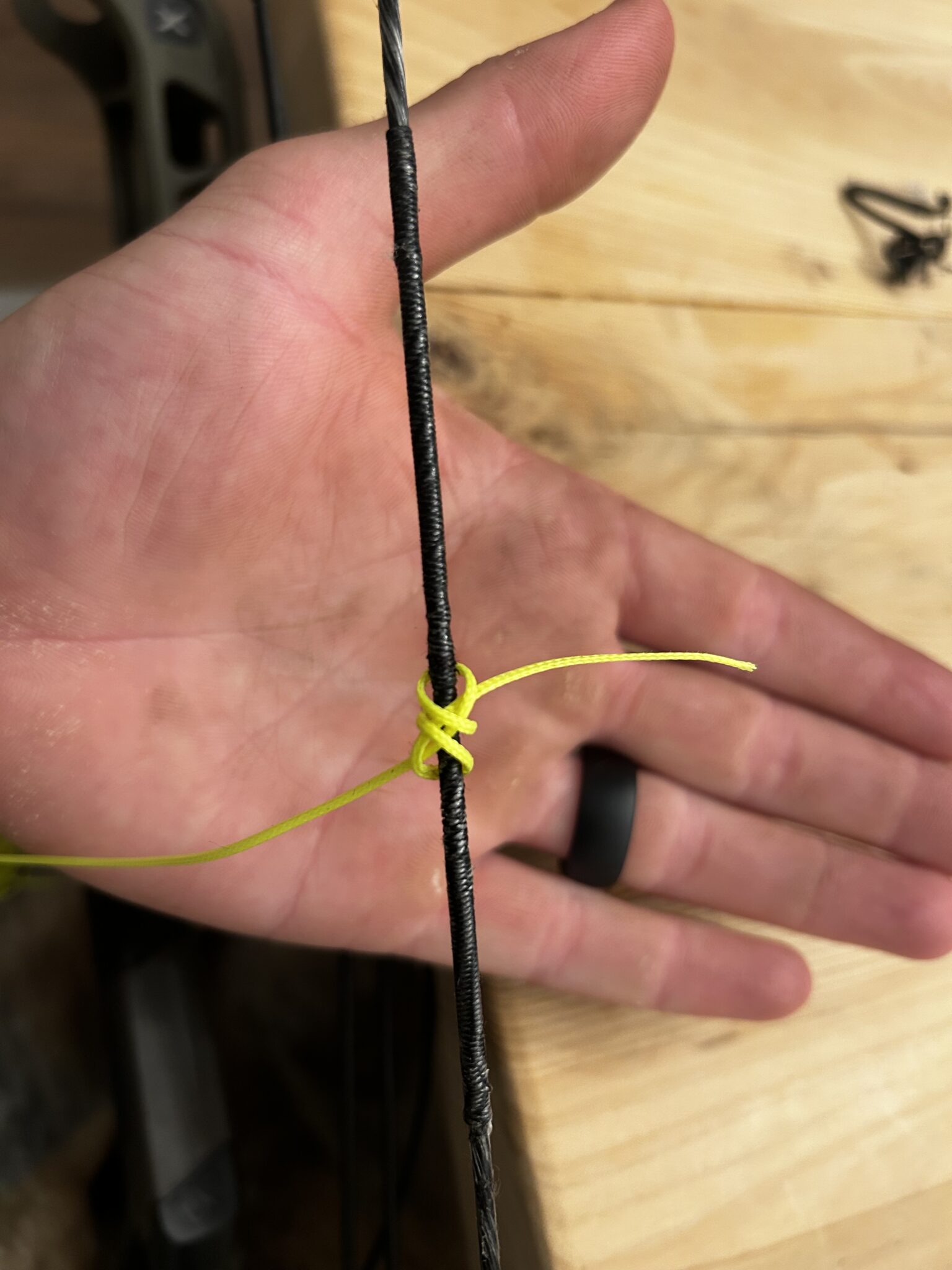 How to tie a d-loop like a pro - ArcheryEthos