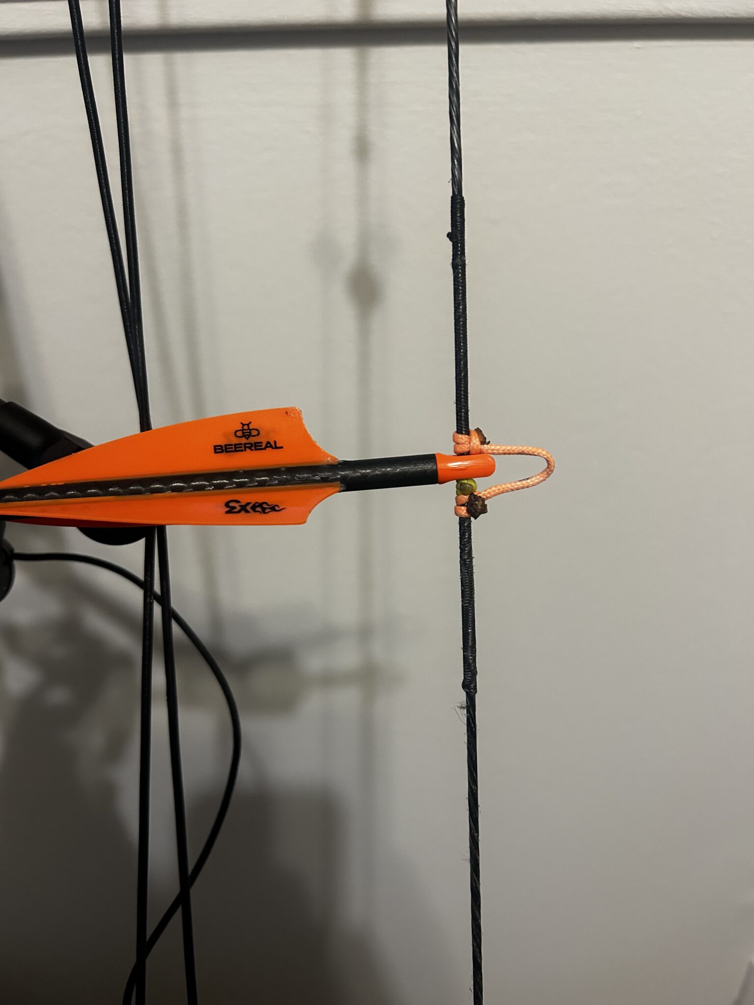 How to tie a d-loop like a pro - ArcheryEthos